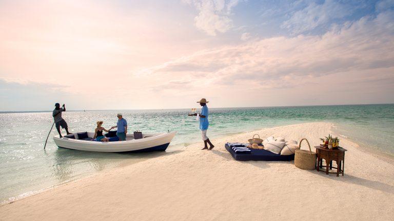 Castaway Picnic, Beach Safari Holiday Vacation Experience